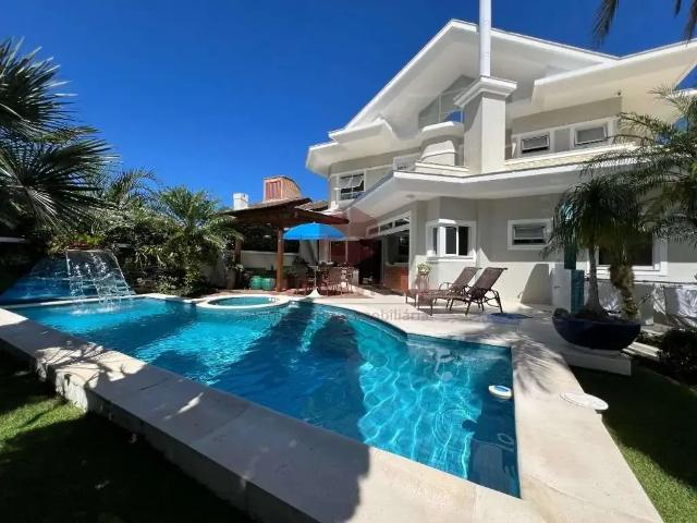 Casa / Sobrado para Venda em Florianópolis/SC Jurerê Internacional 5 Quartos