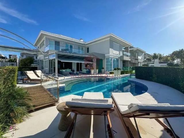 Casa / Sobrado para Venda em Florianópolis/SC Jurerê Internacional 6 Quartos
