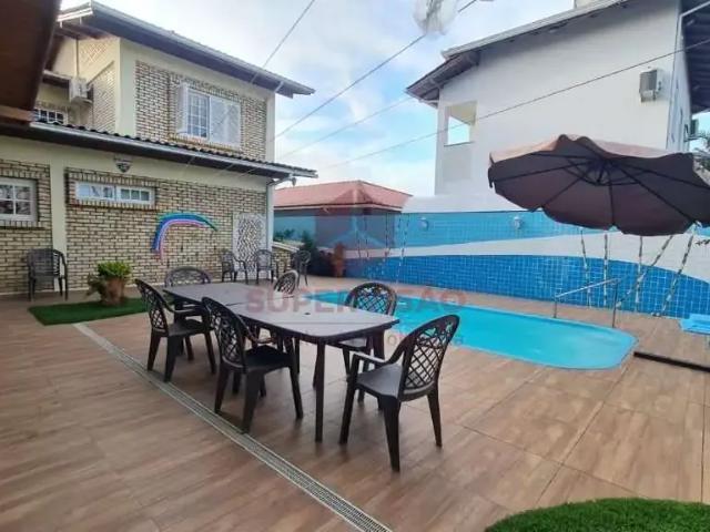 Casa / Sobrado para Venda em Florianópolis/SC Jurerê 2 Quartos