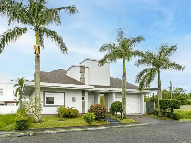 Casa / Sobrado para Venda em Florianópolis/SC Jurerê 3 Quartos