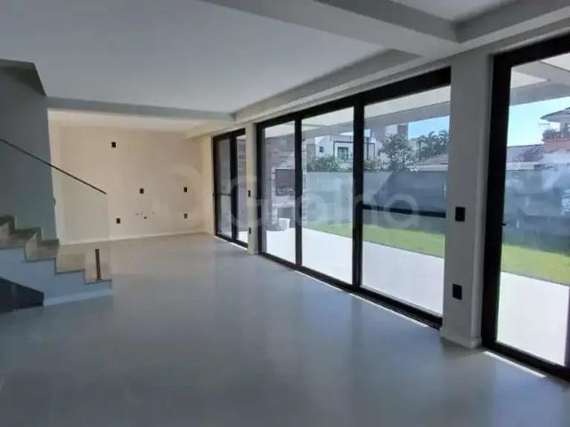Casa / Sobrado para Venda em Florianópolis/SC Jurerê 3 Quartos