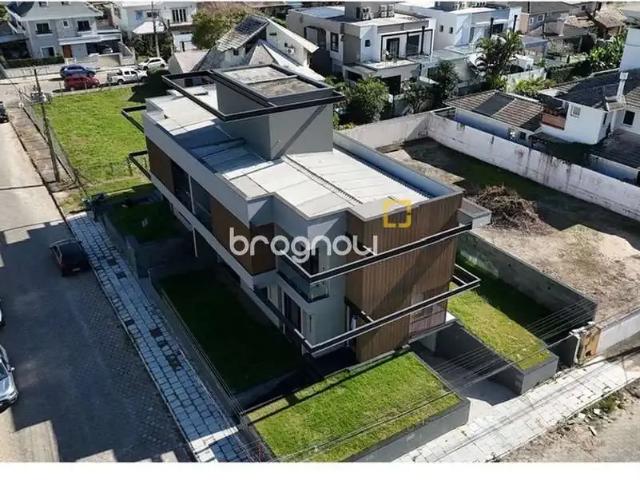 Casa / Sobrado para Venda em Florianópolis/SC Jurerê 3 Quartos