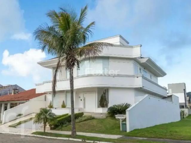 Casa / Sobrado para Venda em Florianópolis/SC Jurerê 4 Quartos