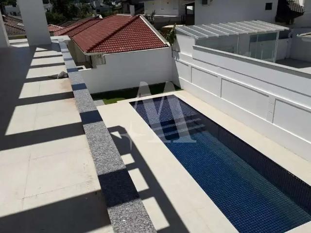 Casa / Sobrado para Venda em Florianópolis/SC Jurerê 4 Quartos
