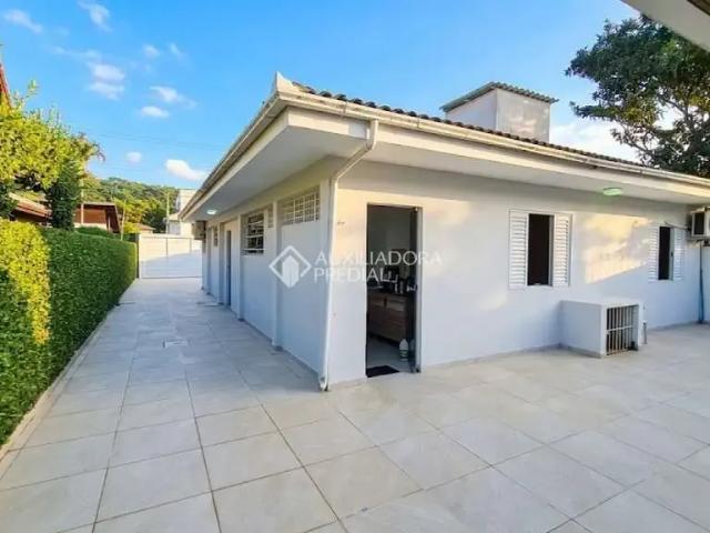 Casa / Sobrado para Venda em Florianópolis/SC Lagoa da Conceição 3 Quartos