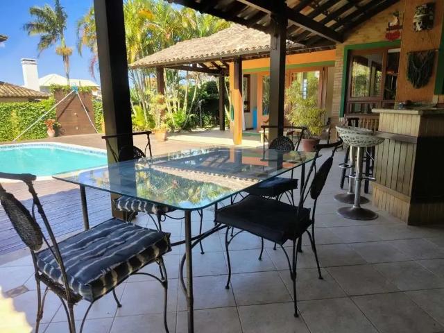 Casa / Sobrado para Venda em Florianópolis/SC Lagoa da Conceição 3 Quartos