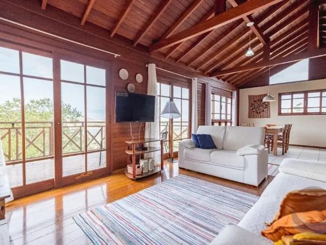 Casa / Sobrado para Venda em Florianópolis/SC Lagoa da Conceição 3 Quartos