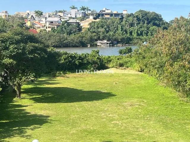 Casa / Sobrado para Venda em Florianópolis/SC Lagoa da Conceição 2 Quartos