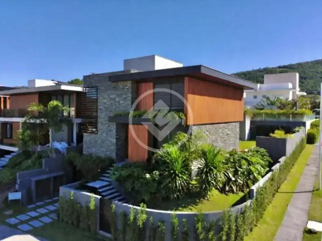 Casa / Sobrado para Venda em Florianópolis/SC Lagoa da Conceição 4 Quartos