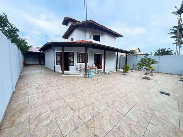 Casa / Sobrado para Venda em Florianópolis/SC Lagoa da Conceição 4 Quartos