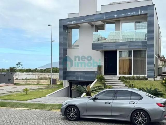 Casa / Sobrado para Venda em Florianópolis/SC Morro das Pedras 4 Quartos
