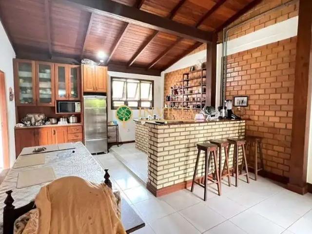 Casa / Sobrado para Venda em Florianópolis/SC Morro das Pedras 4 Quartos