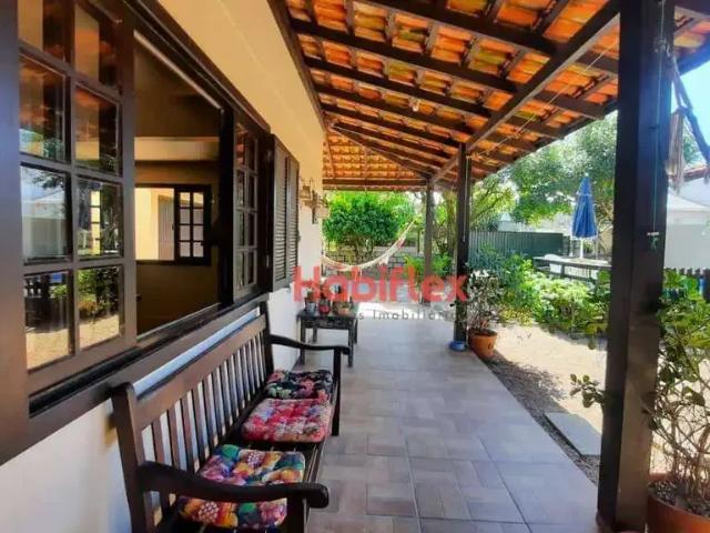 Casa / Sobrado para Venda em Florianópolis/SC Morro das Pedras 4 Quartos