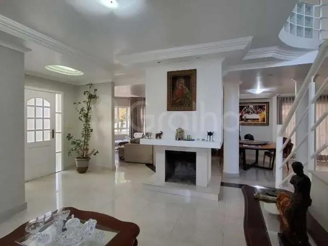 Casa / Sobrado para Venda em Florianópolis/SC Morro das Pedras 4 Quartos