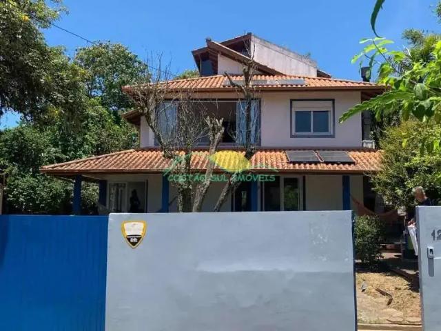 Casa / Sobrado para Venda em Florianópolis/SC Morro das Pedras 4 Quartos