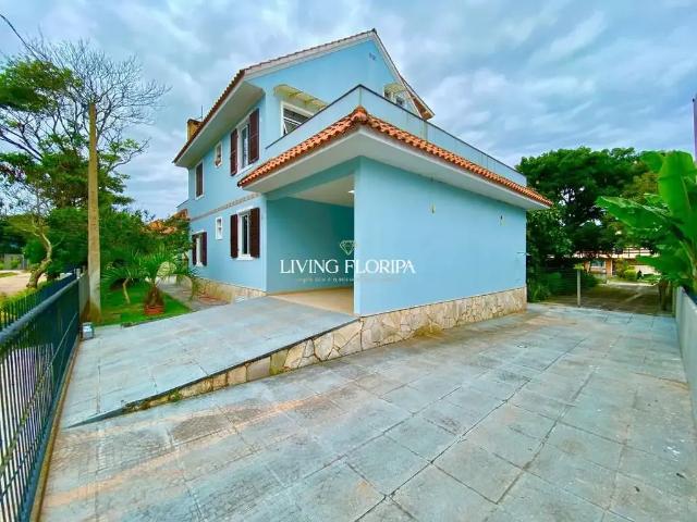 Casa / Sobrado para Venda em Florianópolis/SC Morro das Pedras 5 Quartos