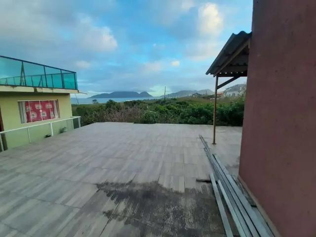 Casa / Sobrado para Venda em Florianópolis/SC Morro das Pedras 2 Quartos