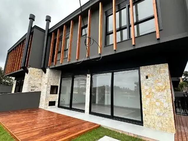 Casa / Sobrado para Venda em Florianópolis/SC Morro das Pedras 3 Quartos