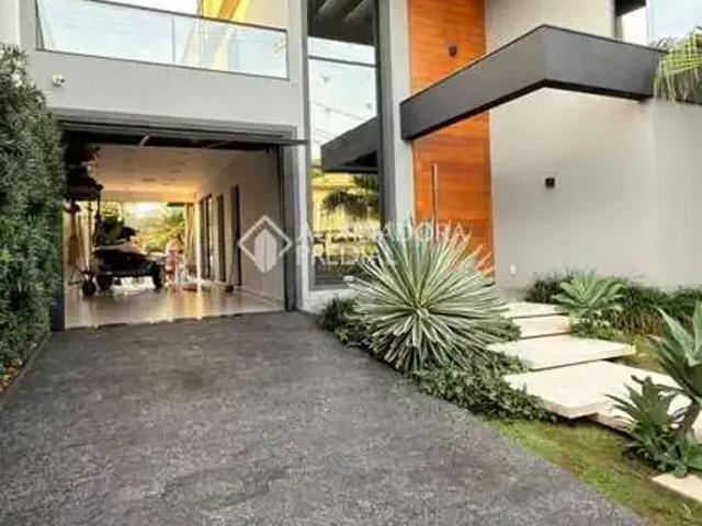 Casa / Sobrado para Venda em Florianópolis/SC Morro das Pedras 3 Quartos