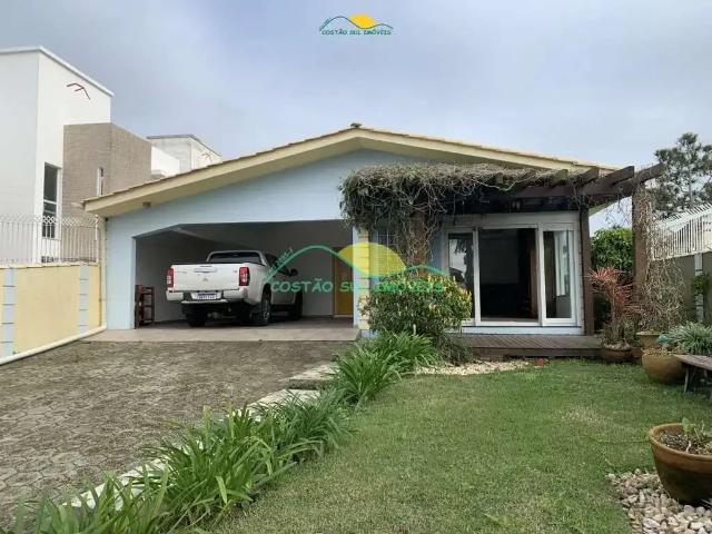 Casa / Sobrado para Venda em Florianópolis/SC Morro das Pedras 3 Quartos