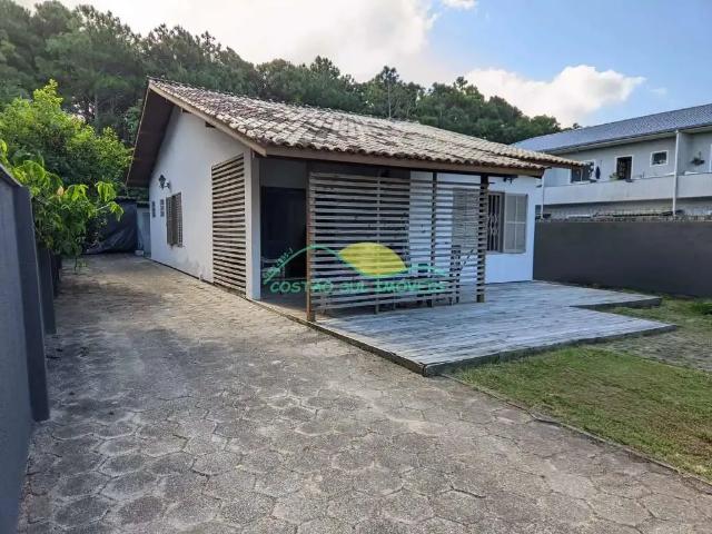 Casa / Sobrado para Venda em Florianópolis/SC Morro das Pedras 3 Quartos