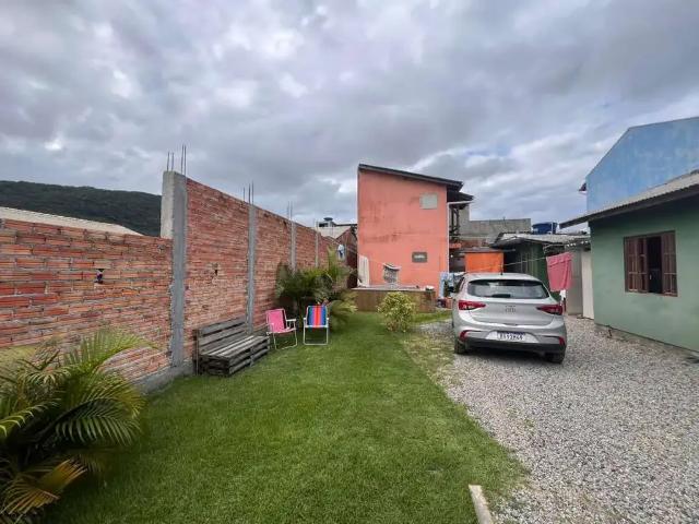 Casa / Sobrado para Venda em Florianópolis/SC São João do Rio Vermelho 1 Quartos