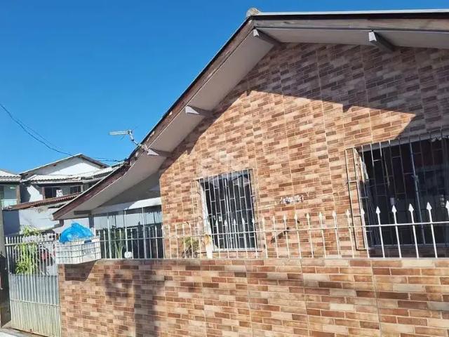 Casa / Sobrado para Venda em Florianópolis/SC São João do Rio Vermelho 2 Quartos