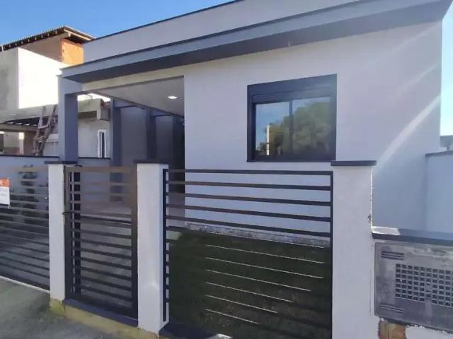 Casa / Sobrado para Venda em Florianópolis/SC São João do Rio Vermelho 2 Quartos