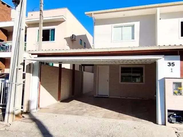 Casa / Sobrado para Venda em Florianópolis/SC São João do Rio Vermelho 2 Quartos