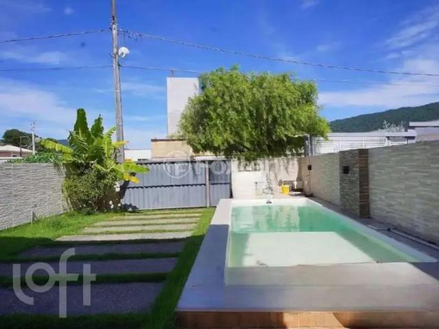 Casa / Sobrado para Venda em Florianópolis/SC São João do Rio Vermelho 2 Quartos