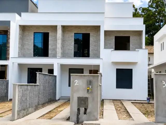 Casa / Sobrado para Venda em Florianópolis/SC São João do Rio Vermelho 2 Quartos