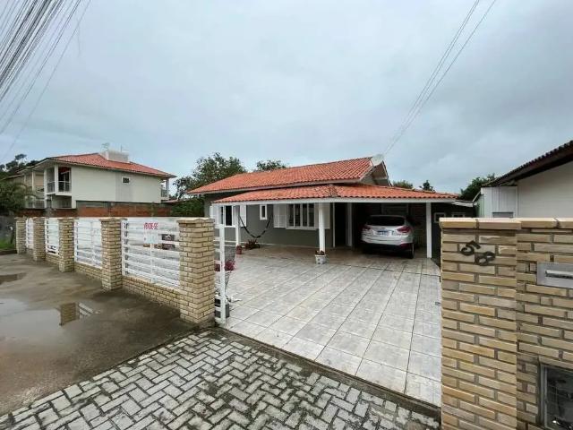 Casa / Sobrado para Venda em Florianópolis/SC São João do Rio Vermelho 2 Quartos