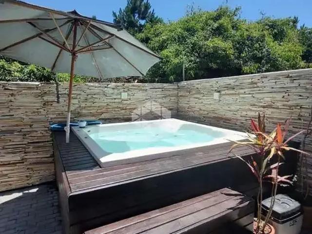 Casa / Sobrado para Venda em Florianópolis/SC São João do Rio Vermelho 2 Quartos