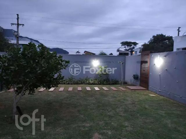 Casa / Sobrado para Venda em Florianópolis/SC São João do Rio Vermelho 2 Quartos