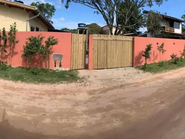 Casa / Sobrado para Venda em Florianópolis/SC São João do Rio Vermelho 2 Quartos