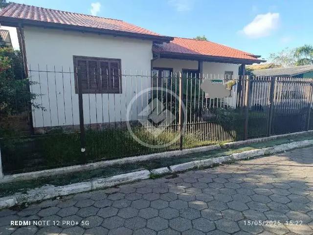 Casa / Sobrado para Venda em Florianópolis/SC São João do Rio Vermelho 2 Quartos