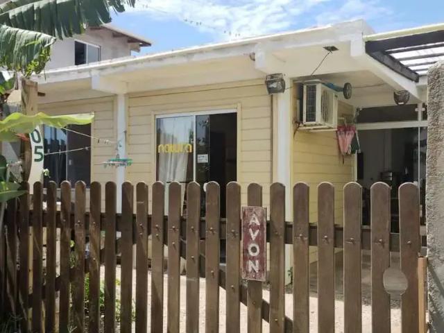 Casa / Sobrado para Venda em Florianópolis/SC São João do Rio Vermelho 2 Quartos