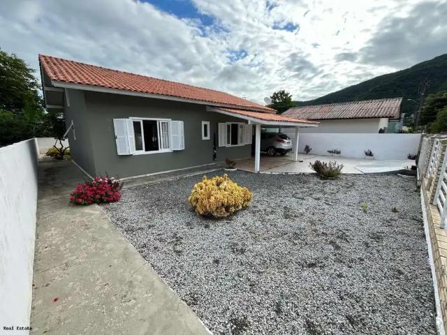 Casa / Sobrado para Venda em Florianópolis/SC São João do Rio Vermelho 3 Quartos
