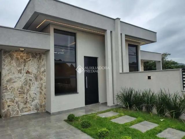 Casa / Sobrado para Venda em Florianópolis/SC São João do Rio Vermelho 3 Quartos