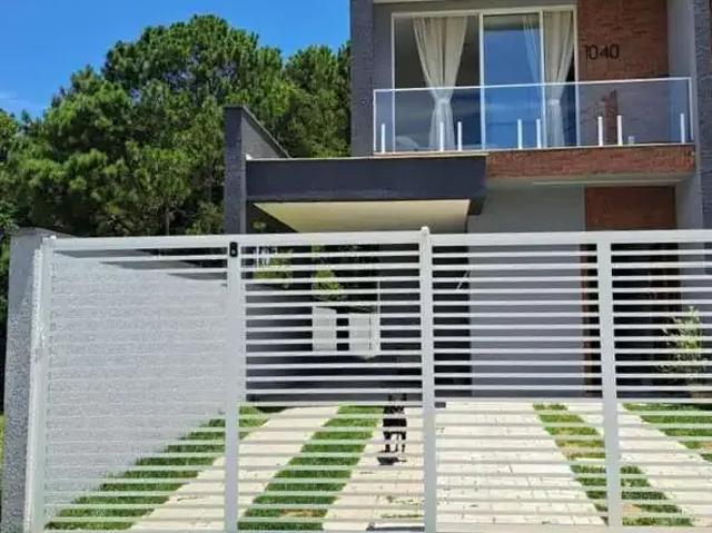 Casa / Sobrado para Venda em Florianópolis/SC São João do Rio Vermelho 3 Quartos