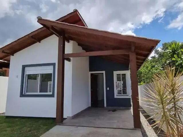 Casa / Sobrado para Venda em Florianópolis/SC São João do Rio Vermelho 3 Quartos