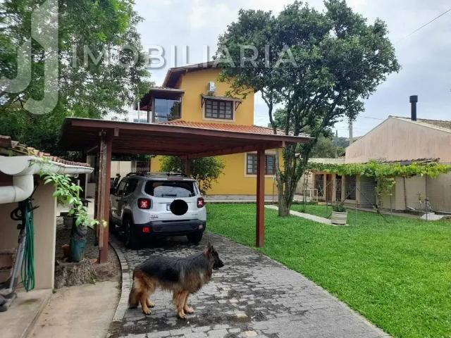 Casa / Sobrado para Venda em Florianópolis/SC São João do Rio Vermelho 3 Quartos