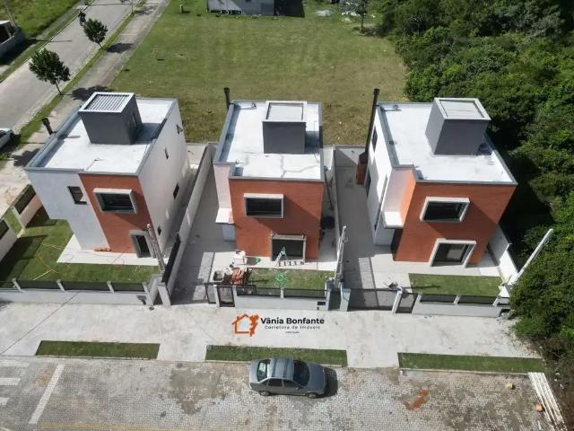 Casa / Sobrado para Venda em Florianópolis/SC São João do Rio Vermelho 3 Quartos