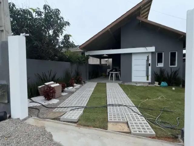 Casa / Sobrado para Venda em Florianópolis/SC São João do Rio Vermelho 3 Quartos