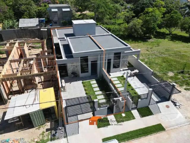 Casa / Sobrado para Venda em Florianópolis/SC São João do Rio Vermelho 3 Quartos