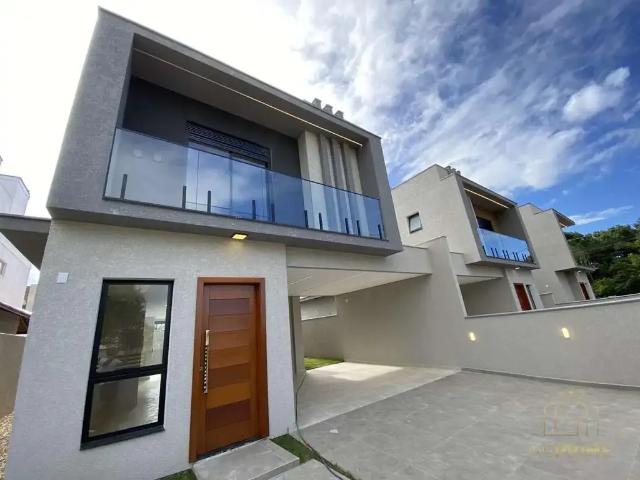 Casa / Sobrado para Venda em Florianópolis/SC São João do Rio Vermelho 3 Quartos
