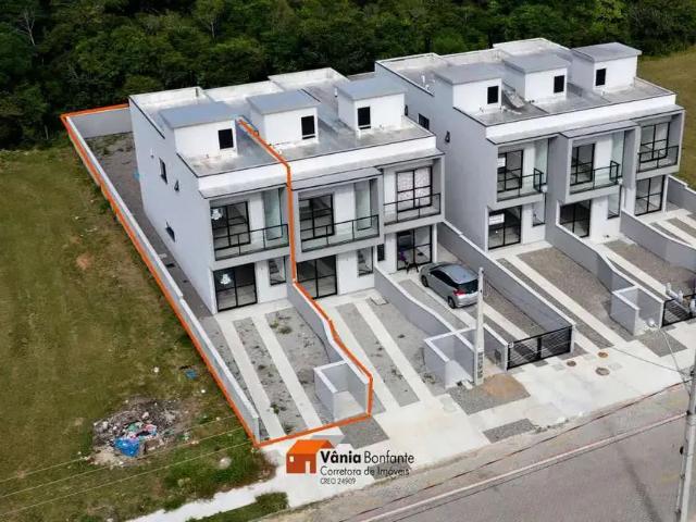 Casa / Sobrado para Venda em Florianópolis/SC São João do Rio Vermelho 3 Quartos