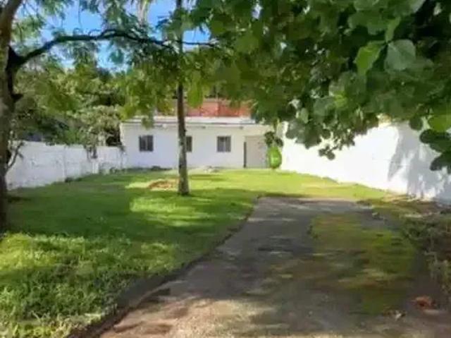 Casa / Sobrado para Venda em Florianópolis/SC São João do Rio Vermelho 3 Quartos