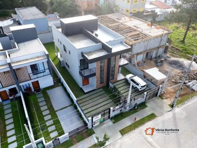 Casa / Sobrado para Venda em Florianópolis/SC São João do Rio Vermelho 3 Quartos