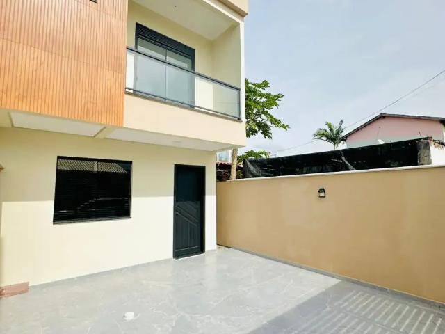 Casa / Sobrado para Venda em Florianópolis/SC São João do Rio Vermelho 3 Quartos